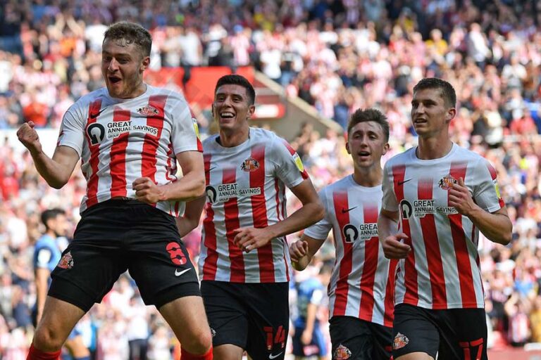 The rise and fall of 10 worst football team